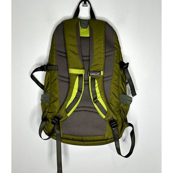 Patagonia | Bags | Mens Patagonia Refugio Green Backpack 28l | Poshmark